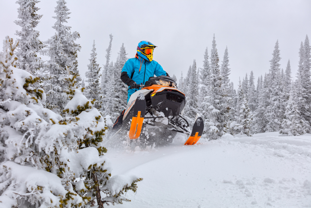 How to Drive a Snowmobile | Switchback Motorsports