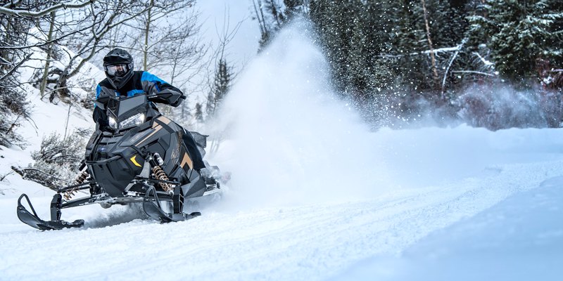 Snowmobile Types: Choosing the Right Sled Yellowstone Adventures, Inc ...